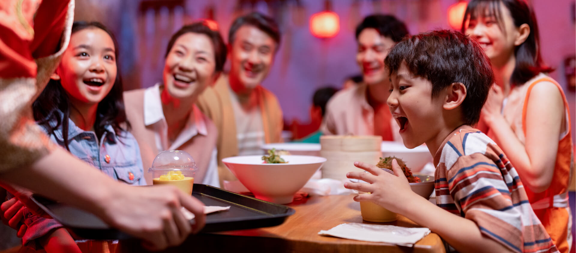 Mr. Ping’s Noodle House | Universal Beijing Resort